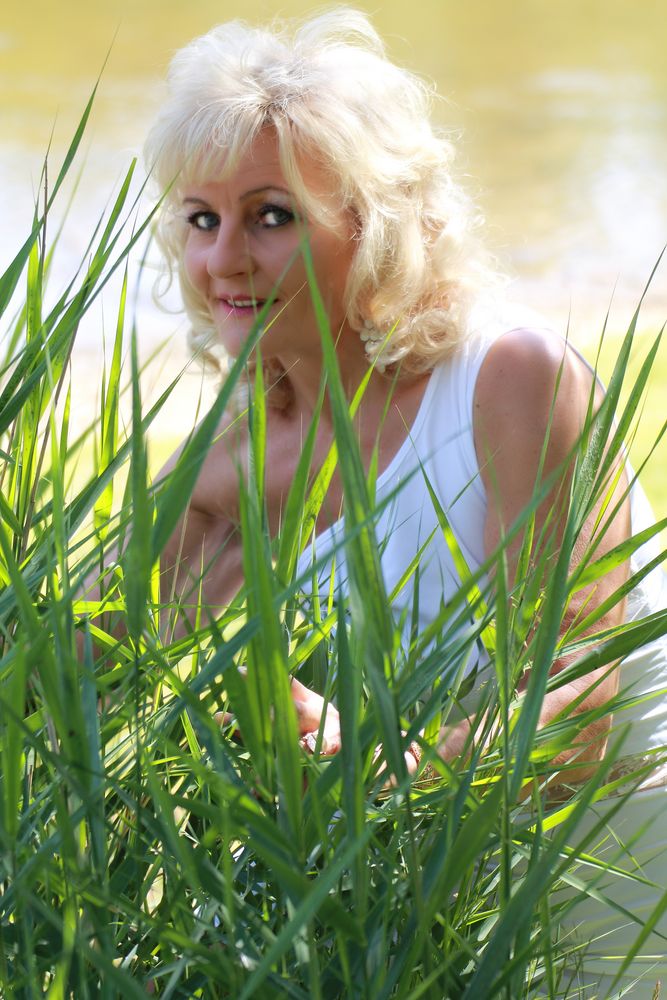 Am See Foto & Bild | fotos, portrait, frau Bilder auf fotocommunity