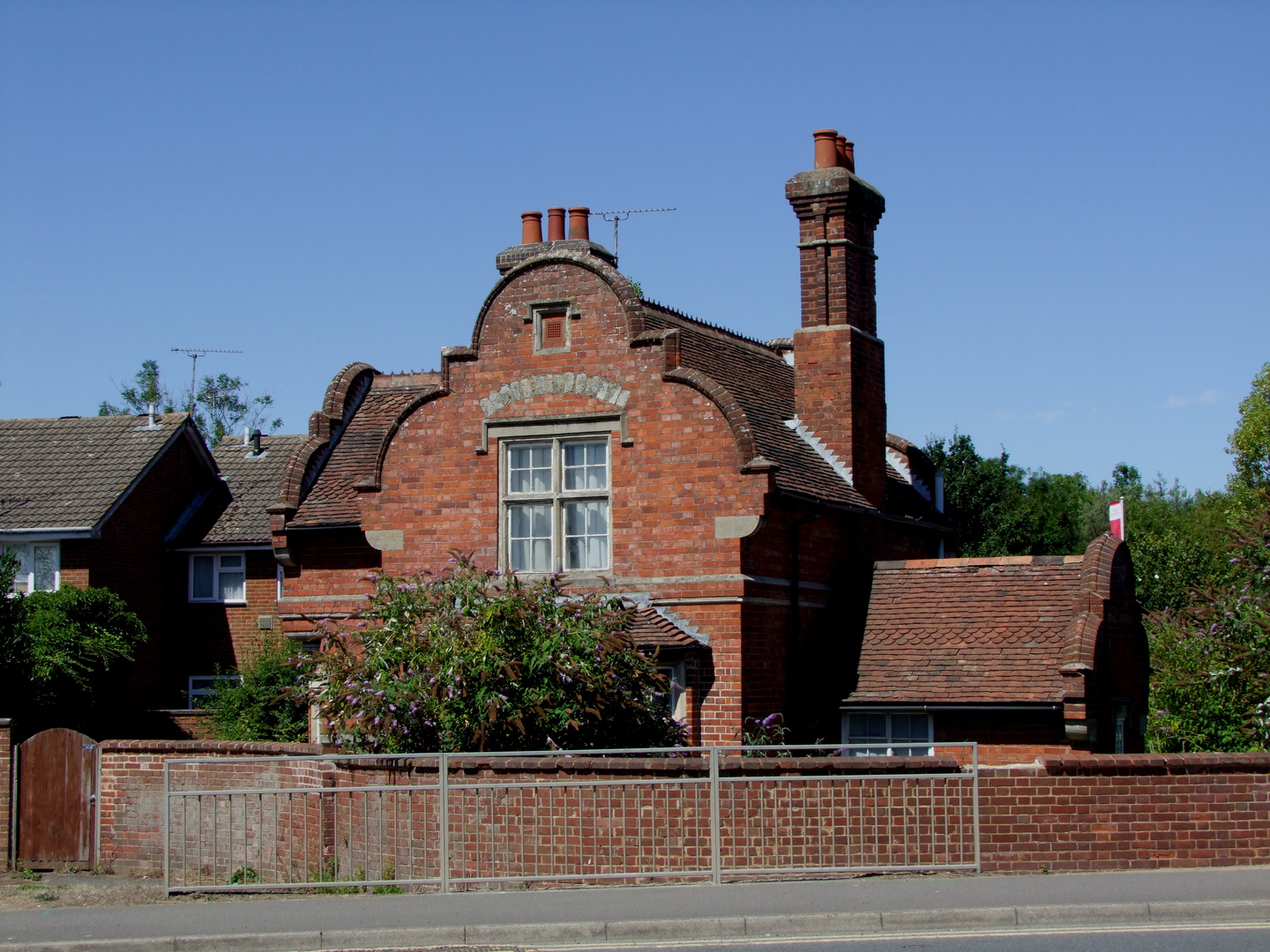 Am Stadtrand von Ashford Foto & Bild | architektur, europe, united ...