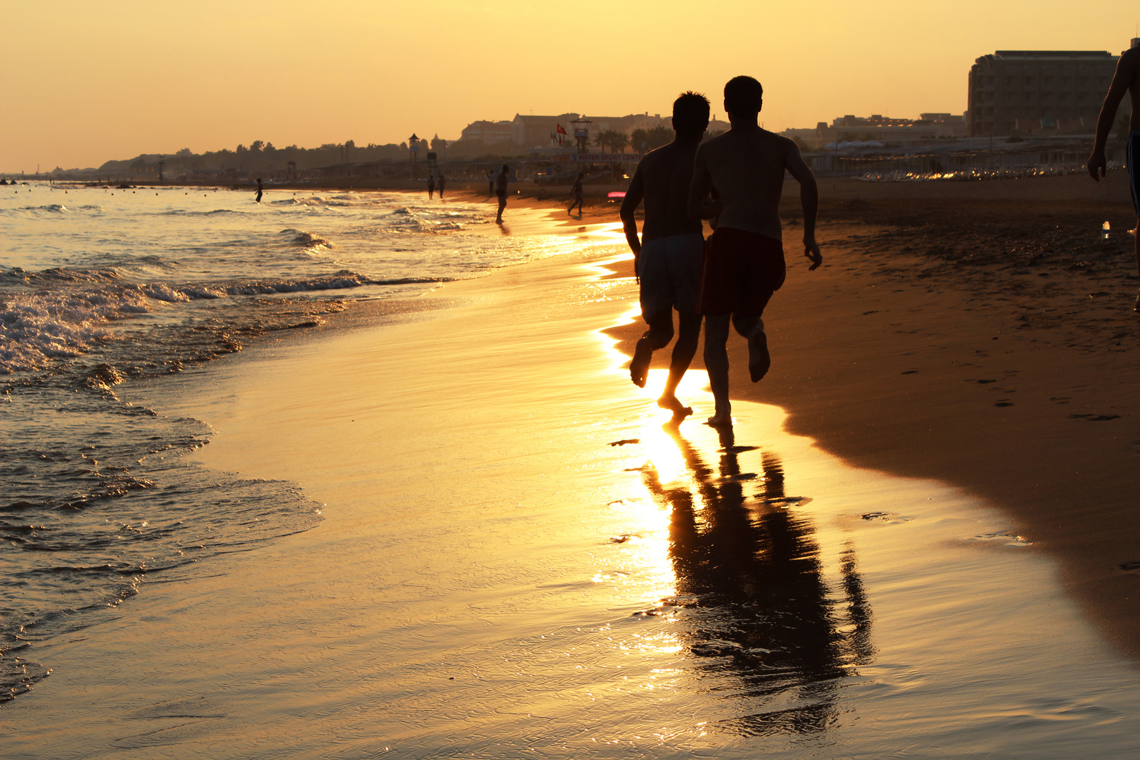 Am Strand von Side Foto & Bild | jugend, outdoor, strand Bilder auf ...