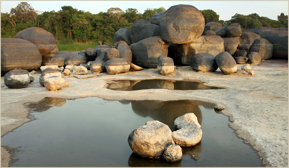 Am Ufer des Orinoko Foto & Bild | south america, venezuela, yanumami ...