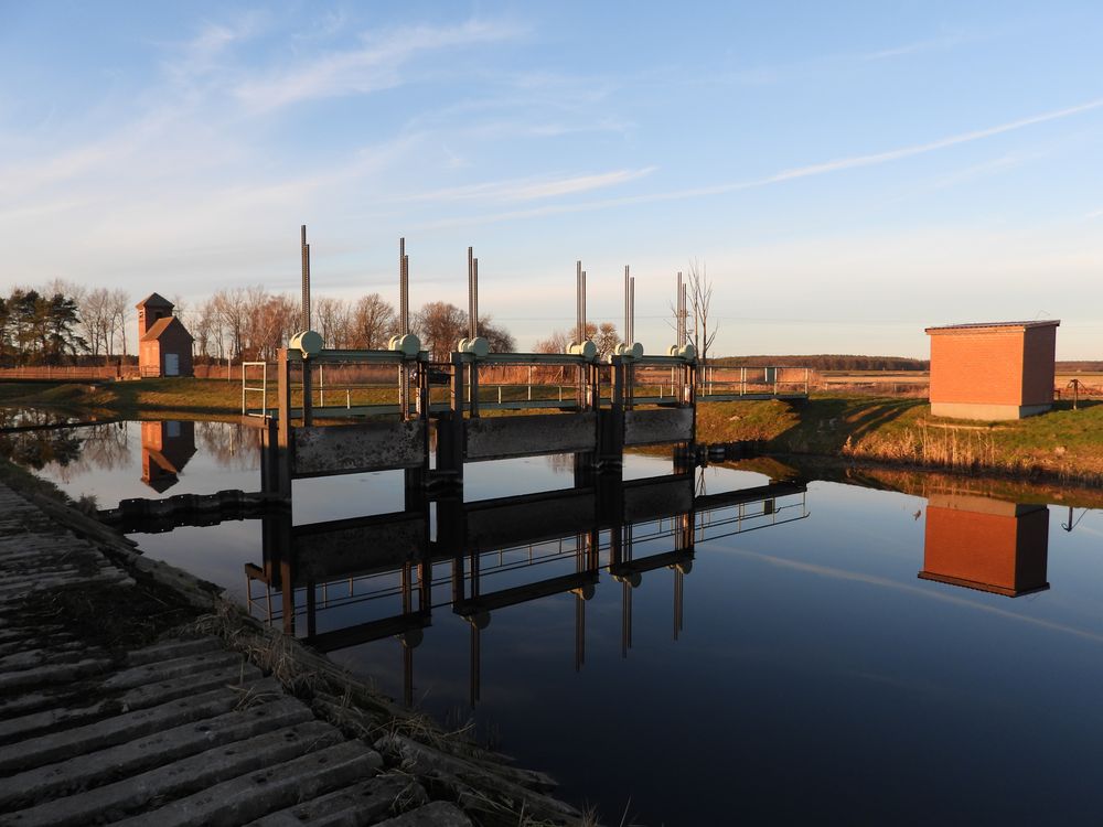 am Wehr Foto & Bild | motive Bilder auf fotocommunity