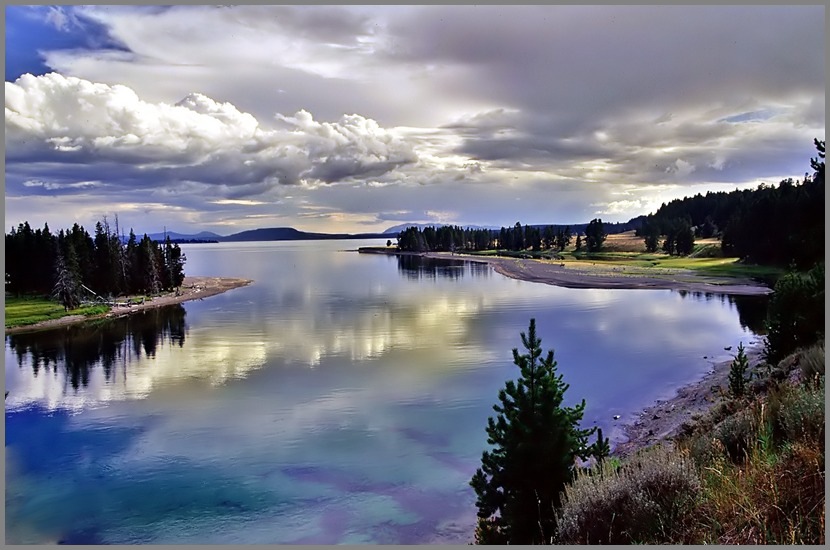Am Yellowstone Lake Foto & Bild | north america, united states ...