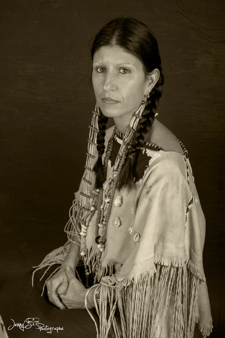 Amerindienne photo et image | portraits, portraits au féminin, portrait ...