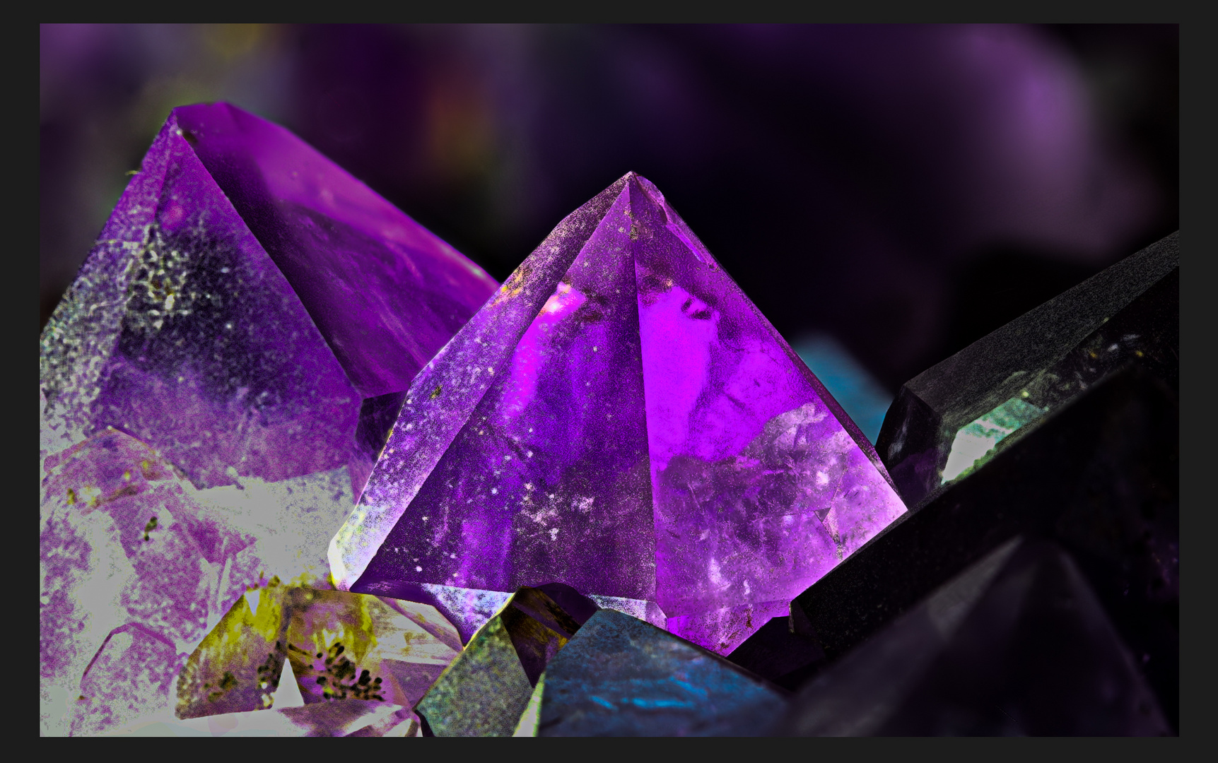 Amethyst-Pyramide Foto & Bild | sonstiges, steine & mineralien ...