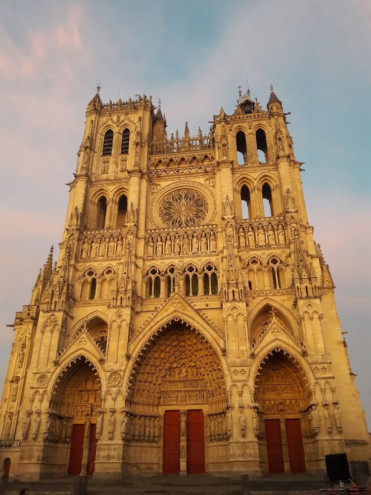 AMIENS CATHEDRALE photo et image | architecture, cathedrale, eglise ...