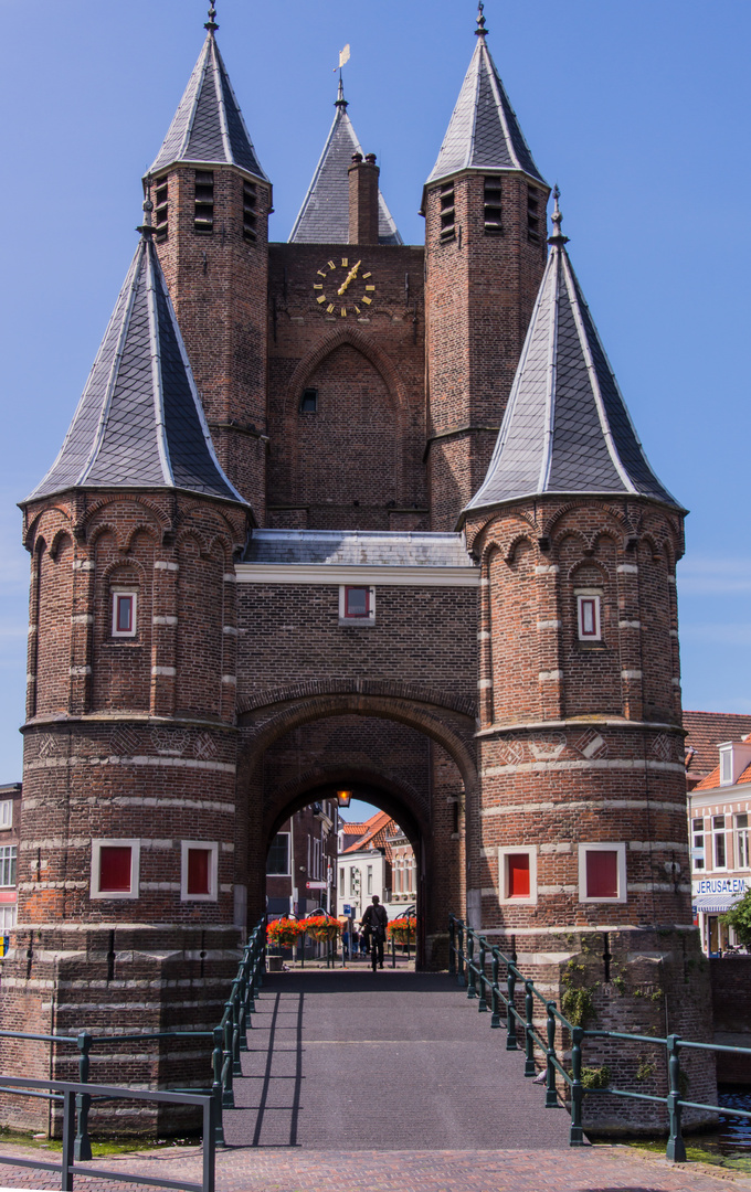 Amsterdamse Poort - ehemaliges Stadttor in Haarlem/Niederlande Foto ...