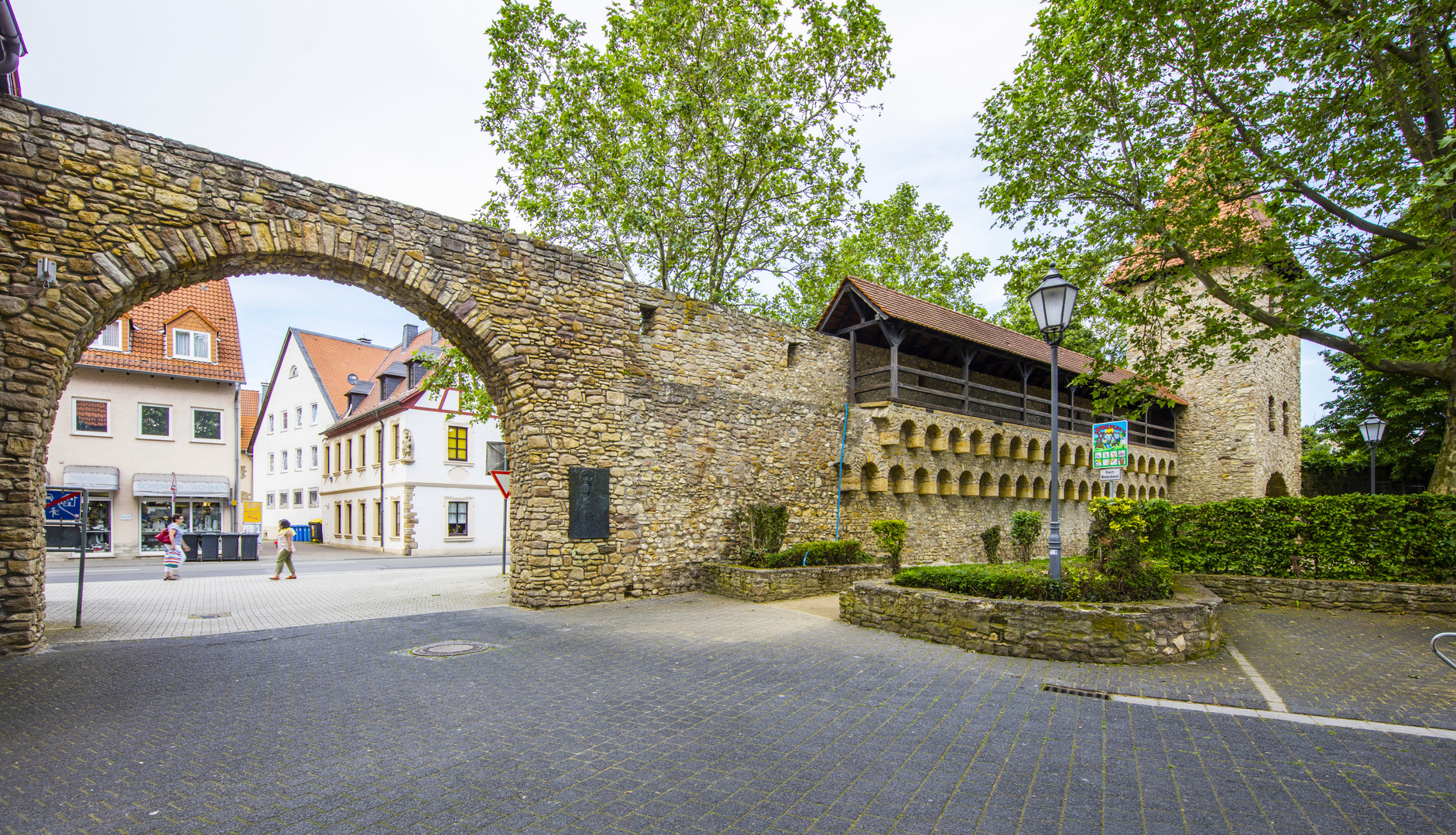 An der alten Stadtmauer Alzey Foto & Bild | urlaub, city, world Bilder ...