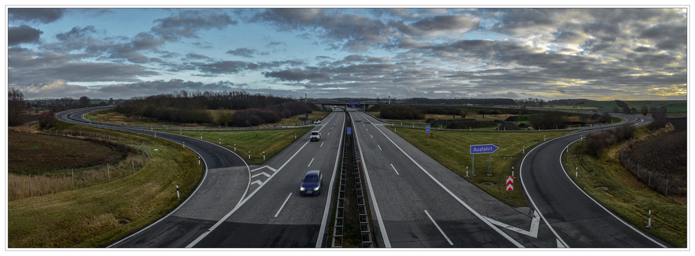 An der Autobahn ... Foto & Bild | spezial, landschaften, wolken Bilder ...