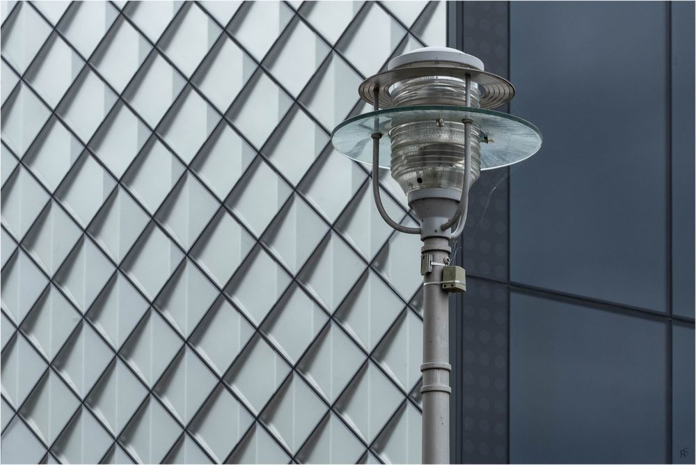 An der Laterne Foto & Bild | laterne, berlin, fine art Bilder auf ...