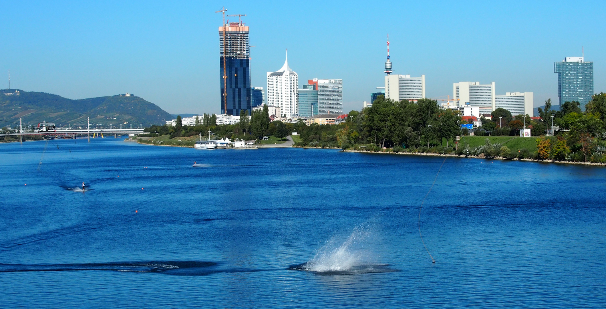 An der schönen blauen (Neuen) Donau Foto & Bild | europe, Österreich ...