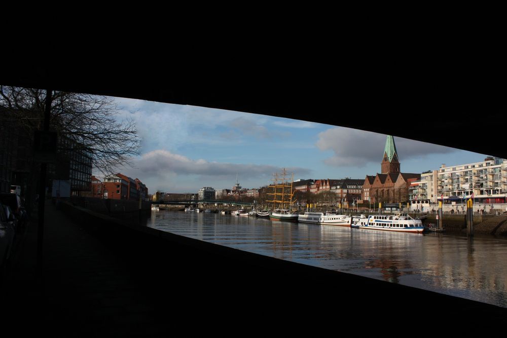 An der Weser Foto & Bild | wasser, fluss, stadt Bilder auf fotocommunity