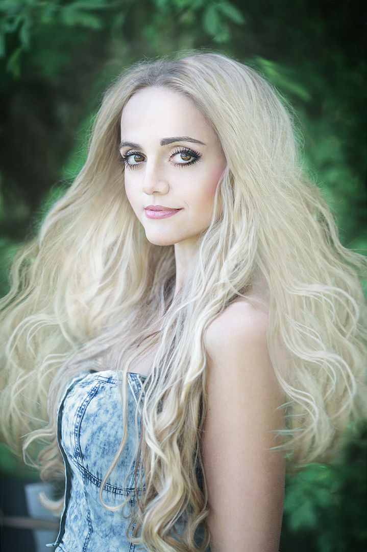 Aneta Foto & Bild | portrait, portrait frauen, outdoor Bilder auf ...