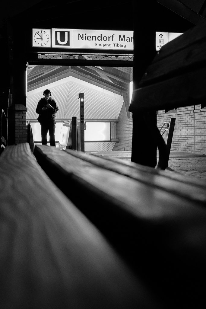 Angekommen Foto & Bild | streetfotografie mit menschen, kommunikation; grafik; szenen;, hamburg ...