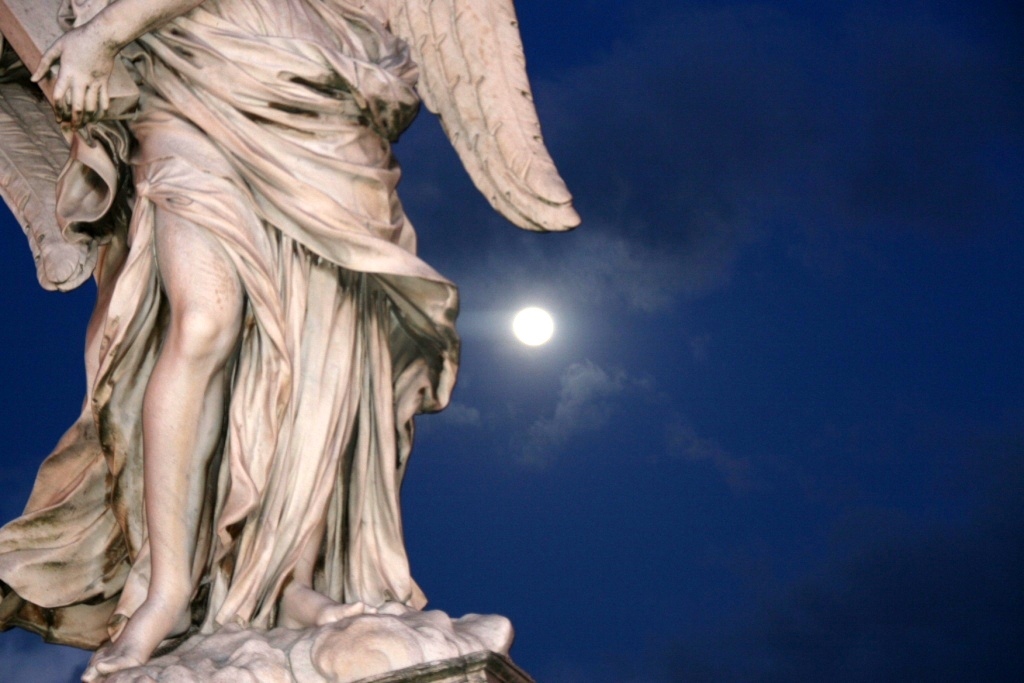 Angel in the moonlight Foto & Bild | kunstfotografie & kultur, gemälde ...