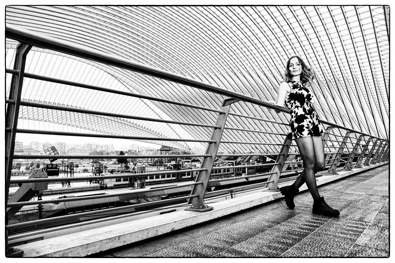 angelehnt Foto & Bild | portrait, streetfotografie mit menschen, projekte Bilder auf fotocommunity