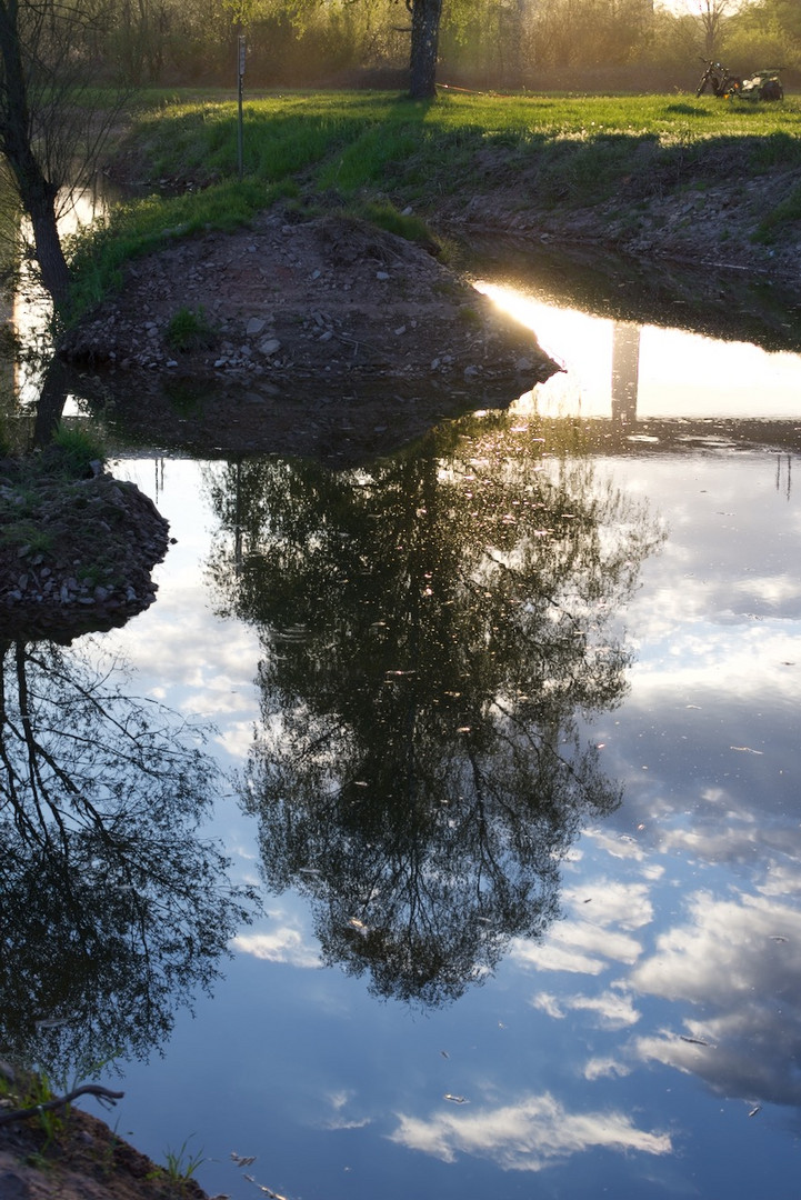 Angelteich zum Spiegeltag die 3te Foto & Bild | landschaft, naturereignisse, bach, fluss & see ...
