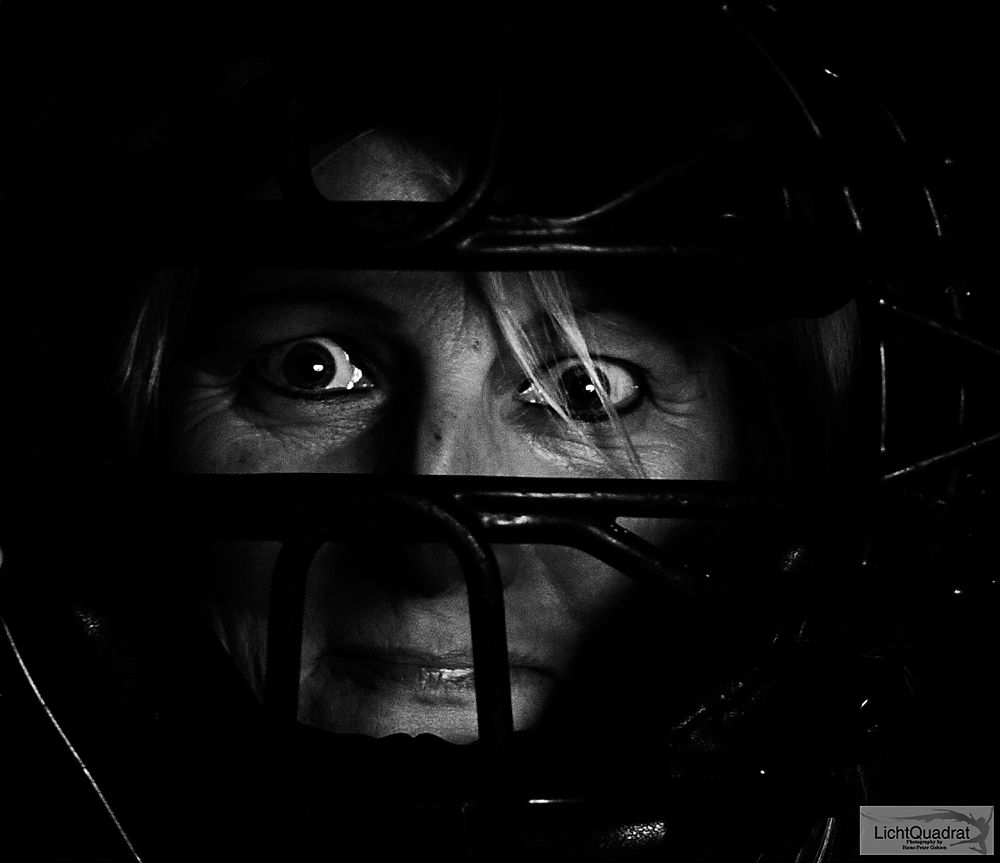 Angst~~~ Foto & Bild | indoor, portrait, menschen Bilder auf fotocommunity