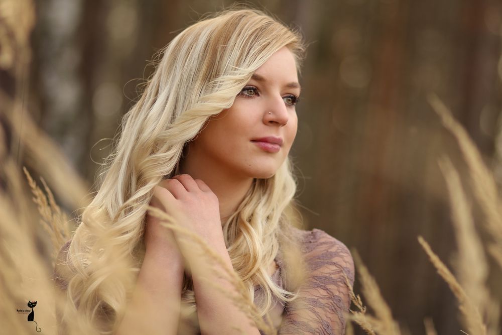 Anika Foto & Bild | portrait, portrait frauen, indoor Bilder auf ...