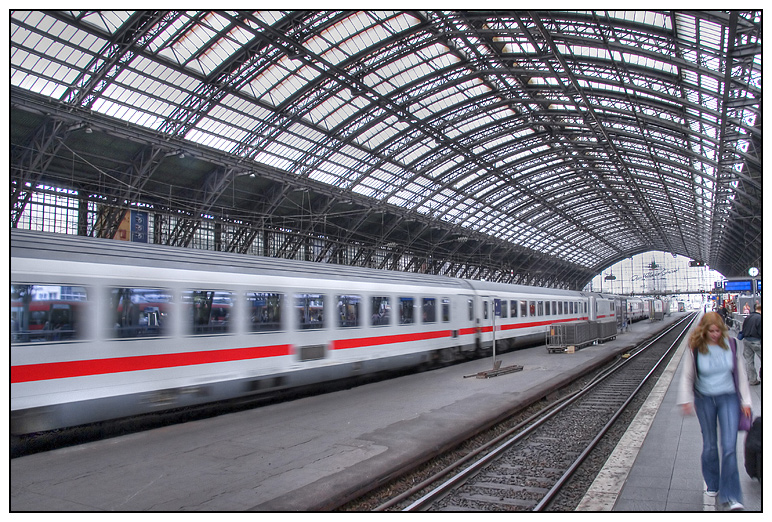 Ankunft Foto & Bild | architektur, bahnhöfe & gleise, profanbauten Bilder auf fotocommunity