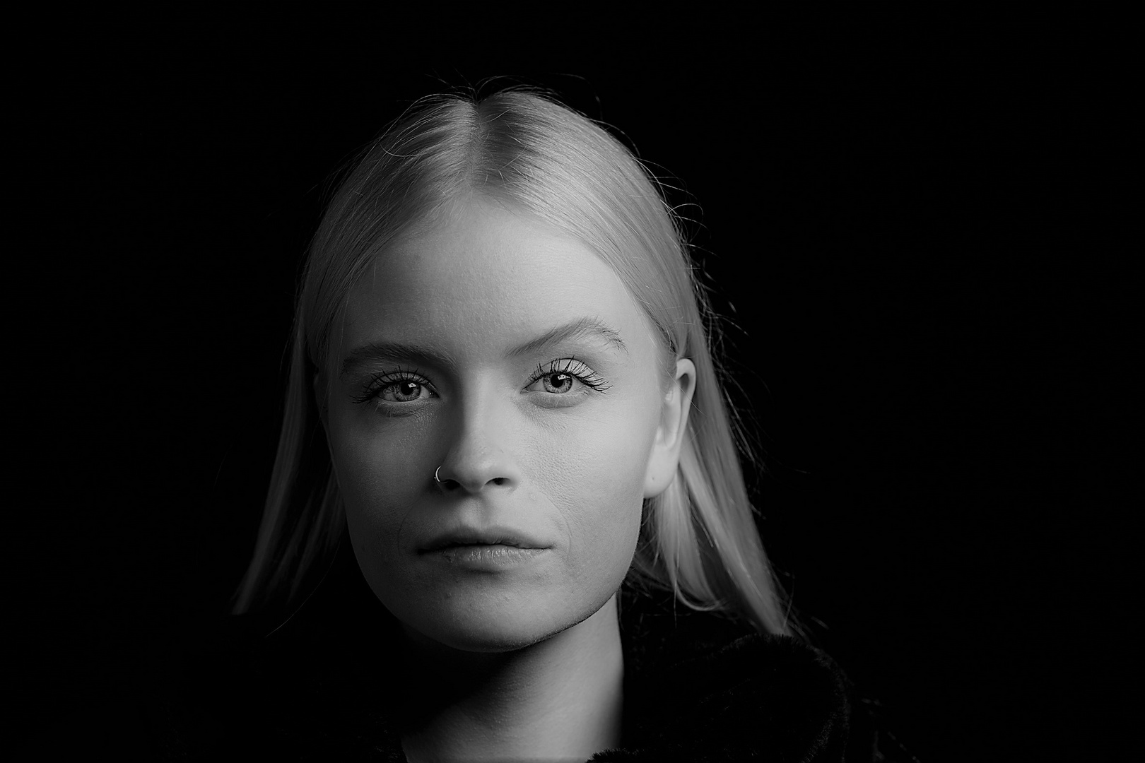 Anna Gustmann Foto & Bild | portrait, techniken, low key Bilder auf ...