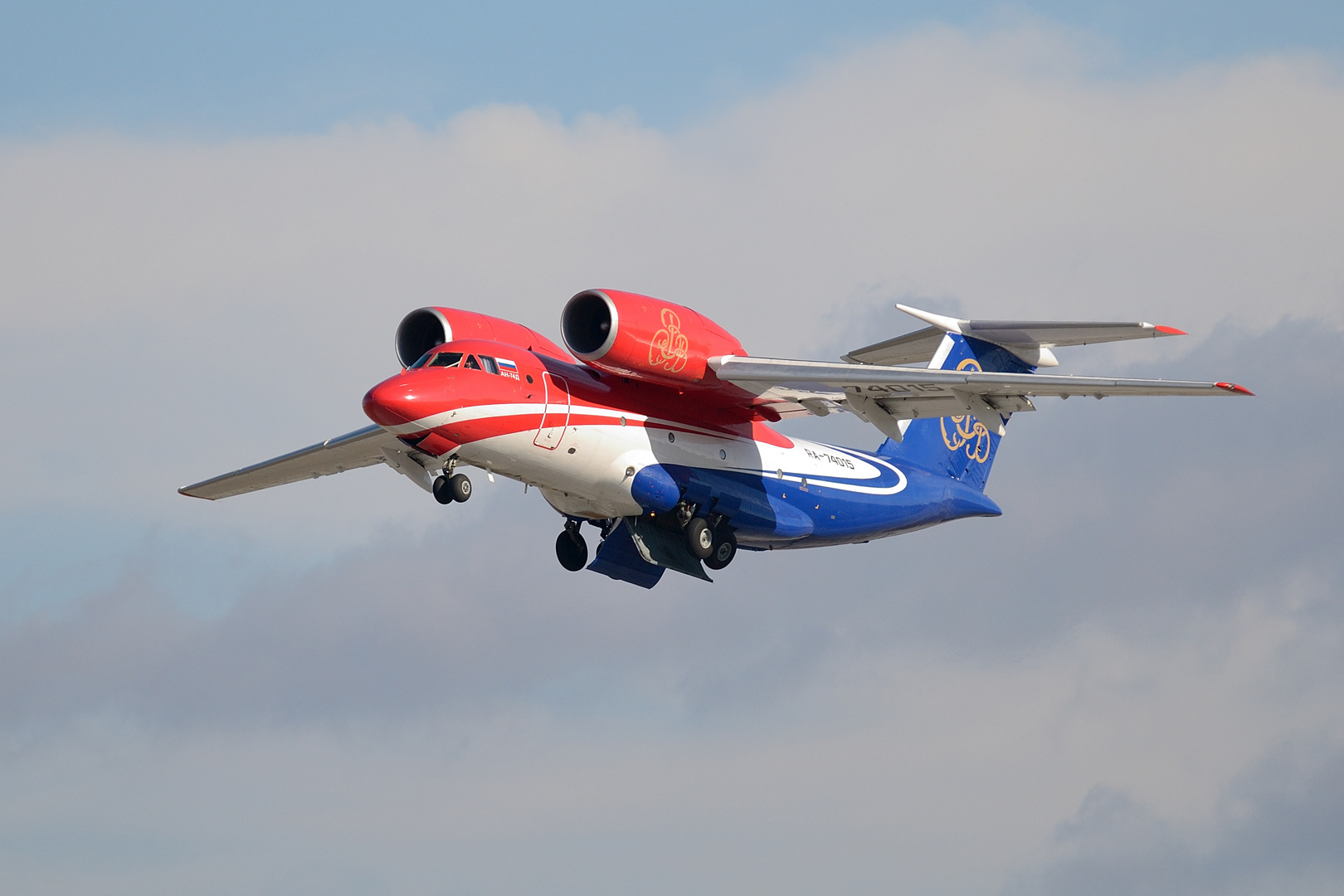 Antonov An-74 Foto & Bild | luftfahrt, passagiermaschinen, verkehr ...