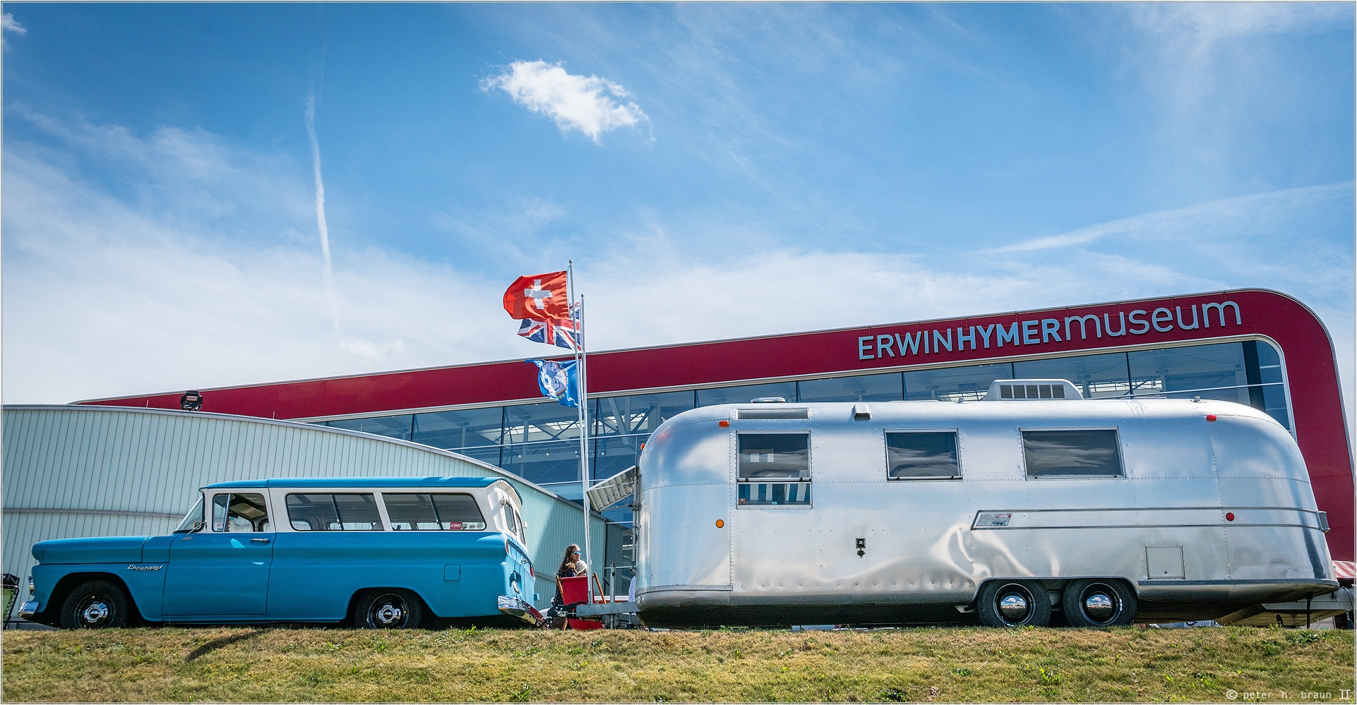Apache mit Airstream Foto & Bild | architektur, oldtimer, museum Bilder ...