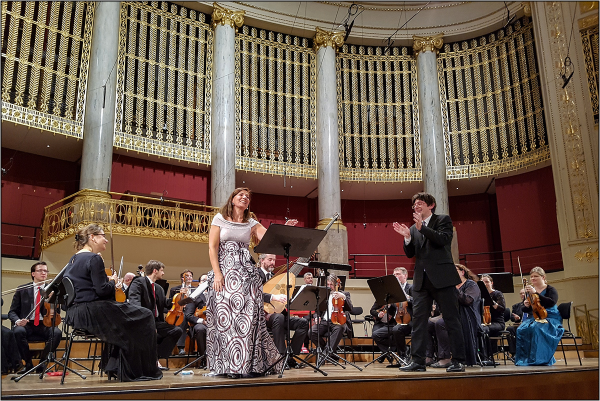 Applaus! Foto & Bild | erwachsene menschen, europe, Österreich Bilder ...