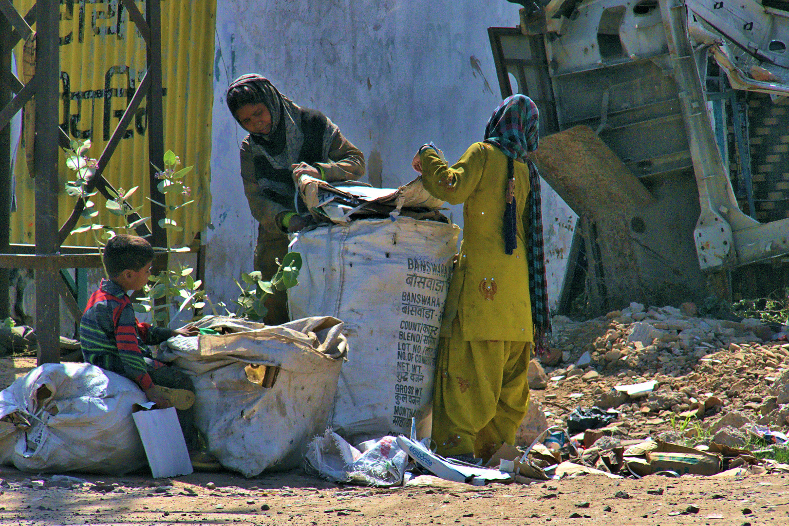 Armut Foto & Bild | erwachsene menschen, menschen bei der arbeit, menschen Bilder auf fotocommunity