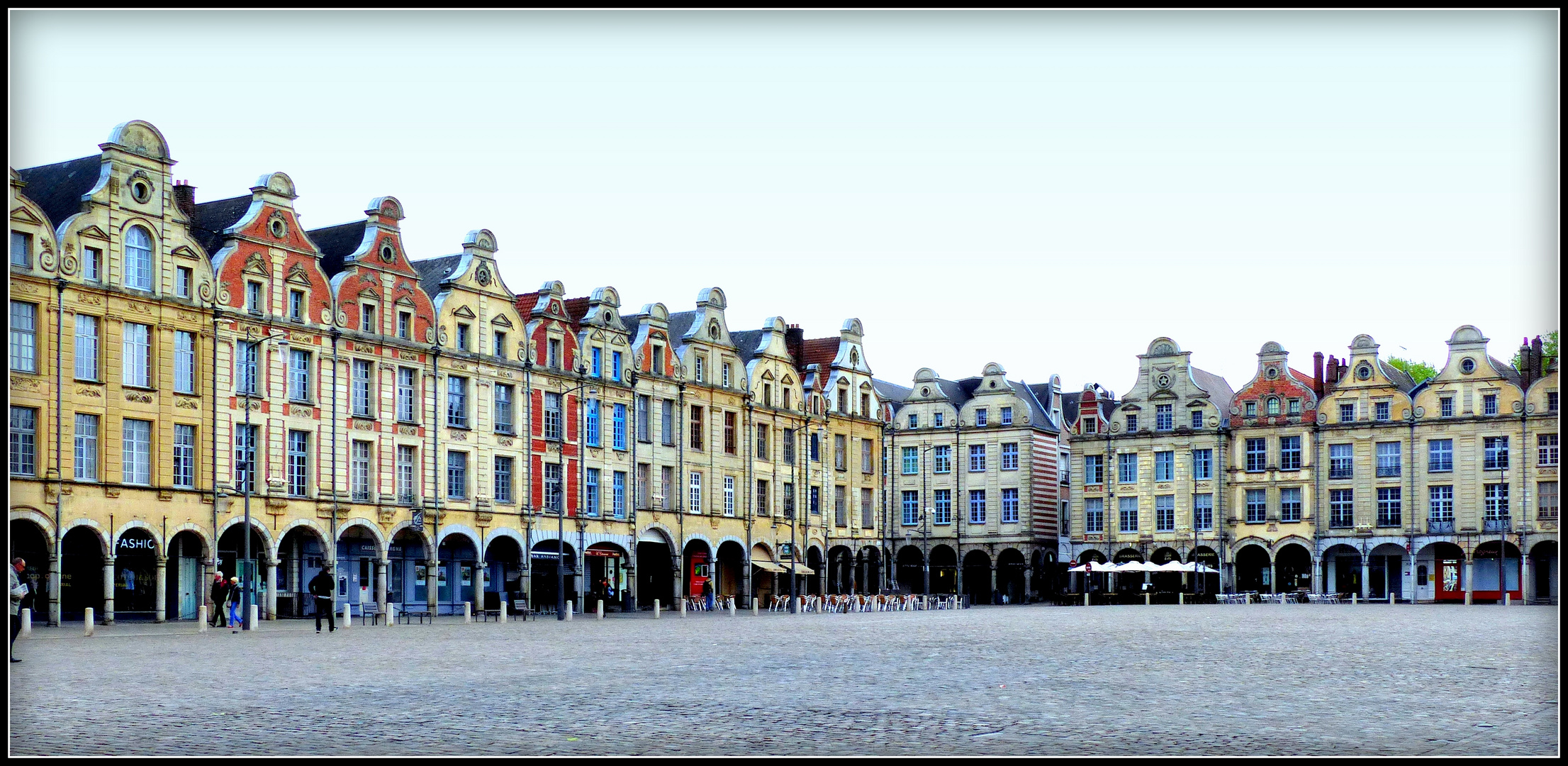 ARRAS - 14 - voir plein écran photo et image | france, world ...
