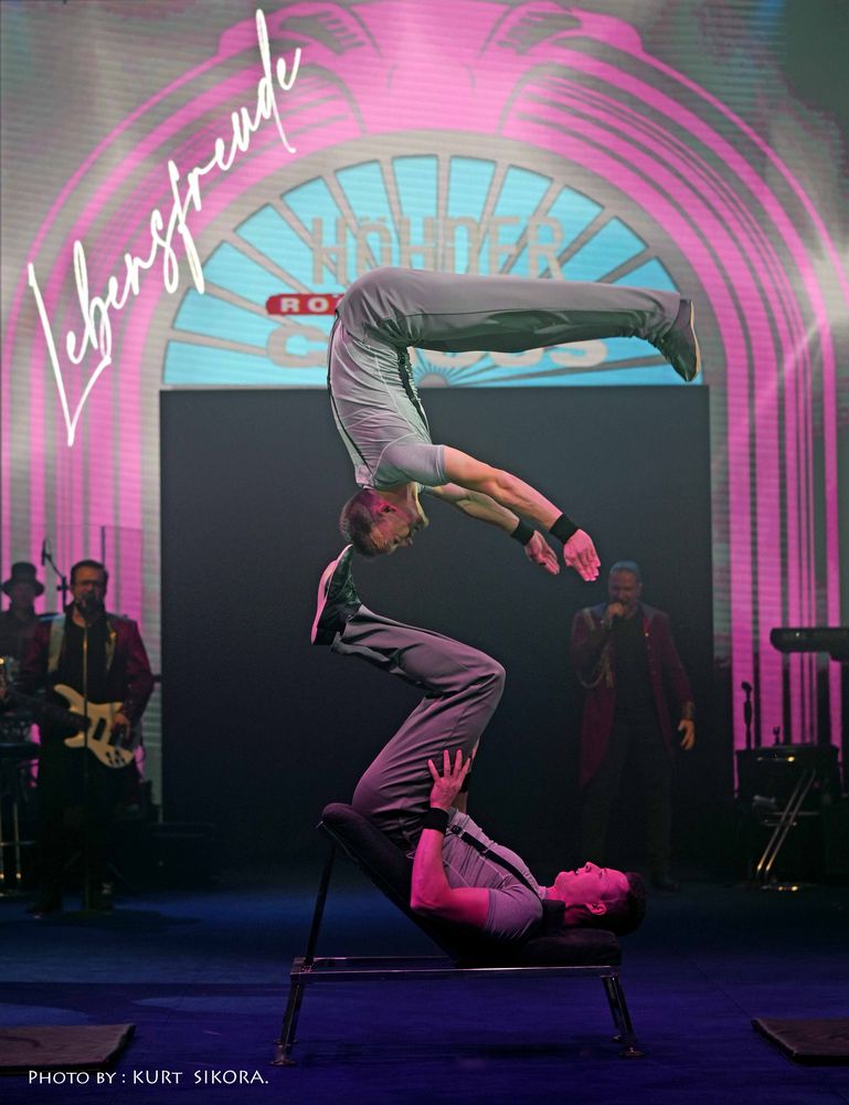 Artistik vom Feinsten. Foto & Bild | kunstfotografie & kultur, zirkus ...