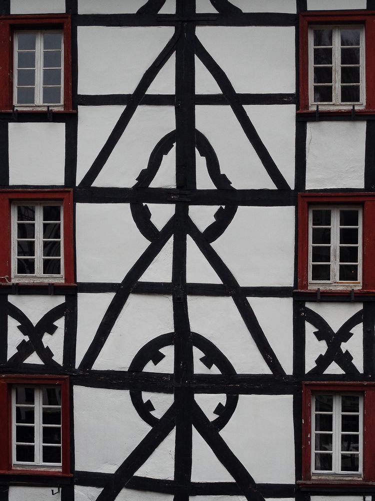 Asymmetrisch Foto & Bild | architektur, deutschland, europe Bilder auf ...