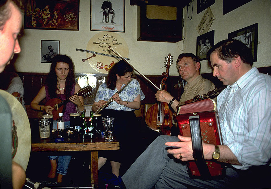 at Matt Molloy's Foto & Bild | europe, united kingdom & ireland ...