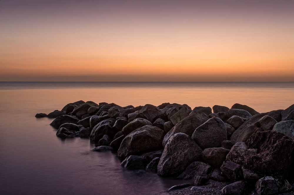 At The Rocks Foto & Bild | world, sonnenaufgang, himmel Bilder auf ...