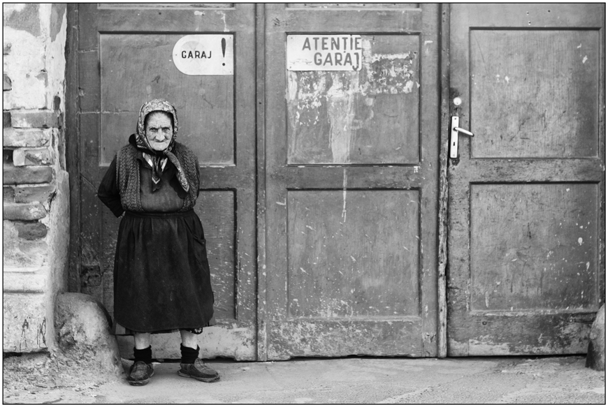 Atentie Garaj! Foto & Bild | streetfotografie mit menschen, ausstell ...