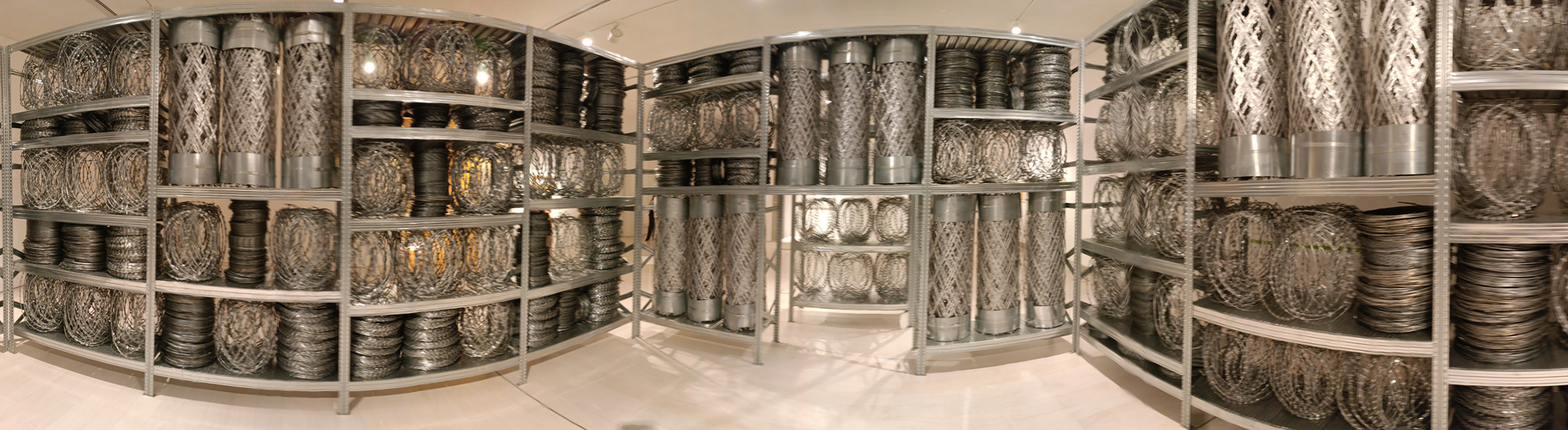 Athènes (11) Musée d'art contemporain : Kendell Geers - Akropolis Redux ...