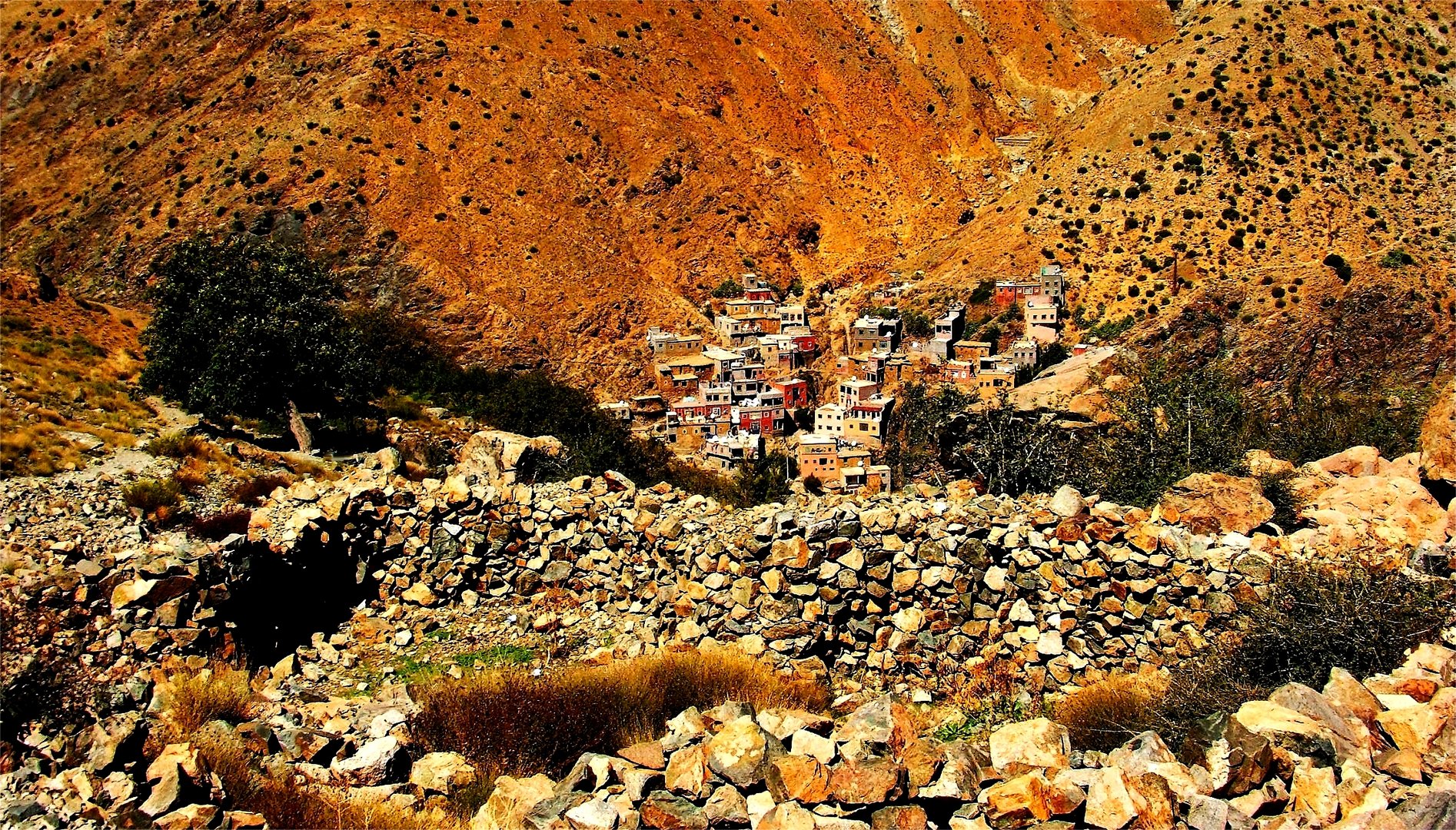 Atlas Marocain photo et image | paysage, maroc, village Images ...