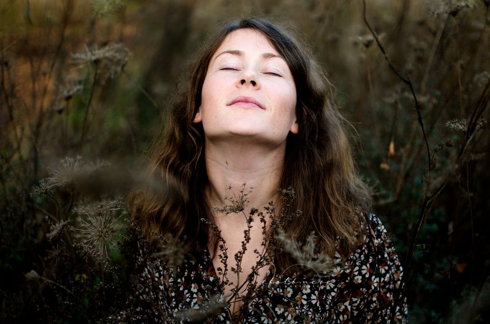 atmen Foto & Bild | outdoor, woman, available light Bilder auf ...