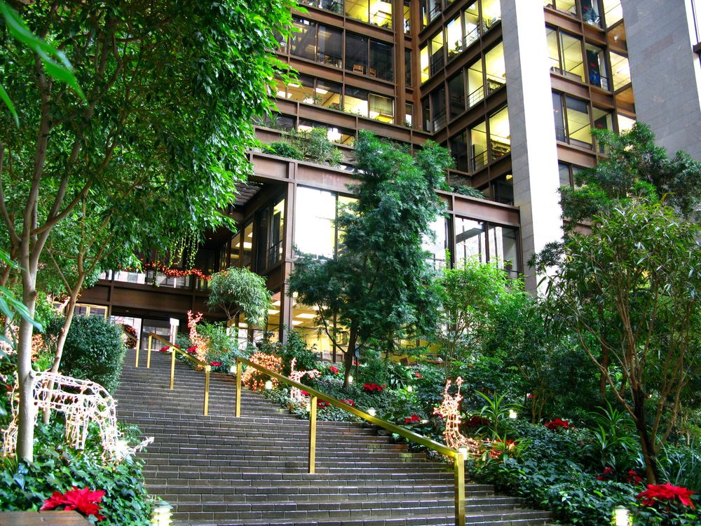 Atrium der Ford Foundation Foto & Bild | north america, united states ...