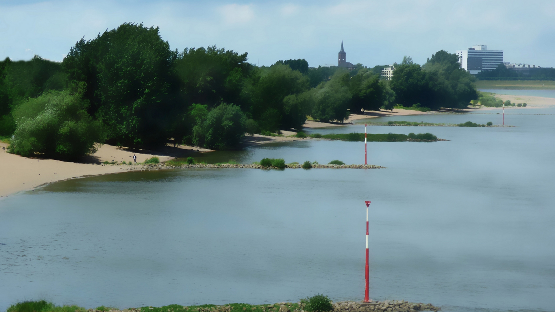 Auch am Rhein kann man im Sand liegen Foto & Bild | natur, landschaft ...