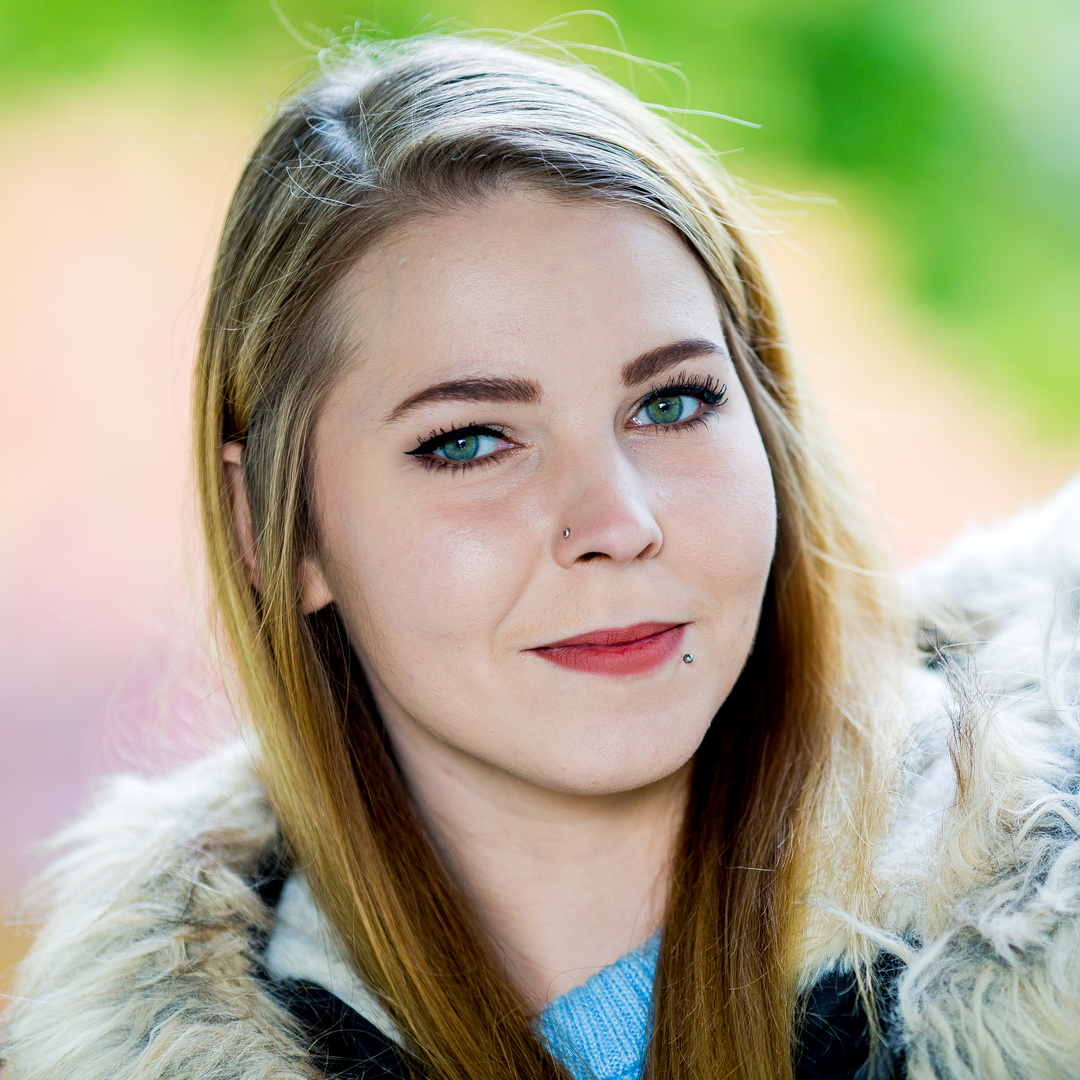 Auch die Freude mit Outdoor-Shootings Foto & Bild | portrait, portrait frauen, outdoor Bilder ...