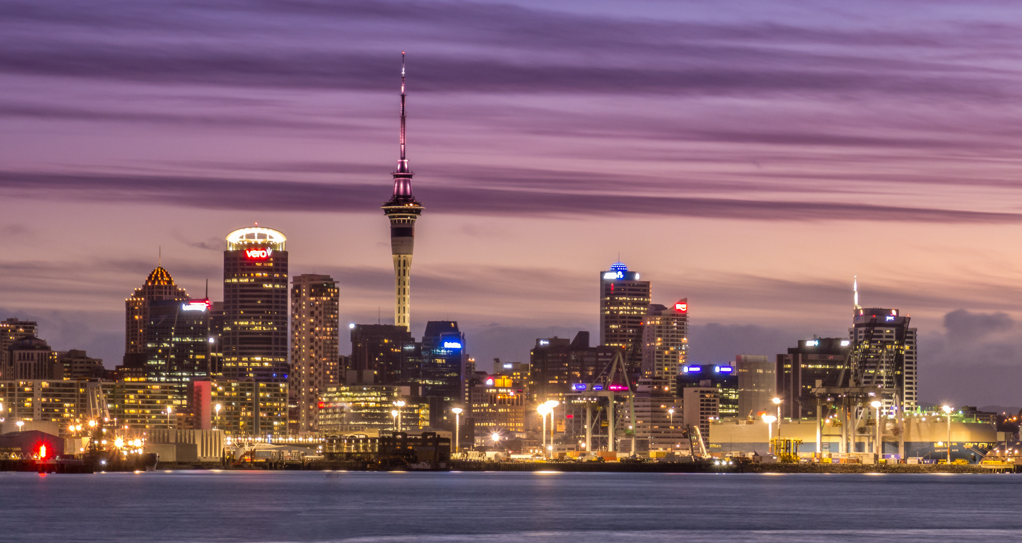 Auckland Skyline Foto & Bild | architektur, architektur bei nacht ...