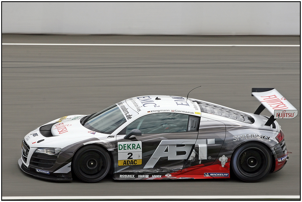 Audi R8 LMS - Abt Sportsline - K.Giermaziak / J. Klingmann Foto & Bild ...