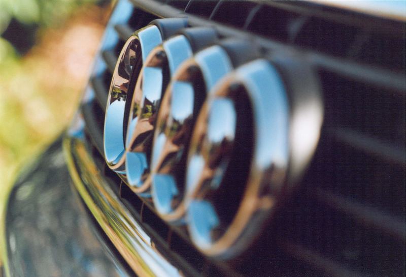 Audi Ringe Foto & Bild | autos & zweiräder, details und kleinigkeiten ...