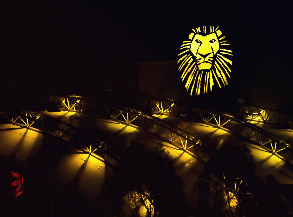 Audienz beim König Foto & Bild | deutschland, europe, hamburg Bilder ...