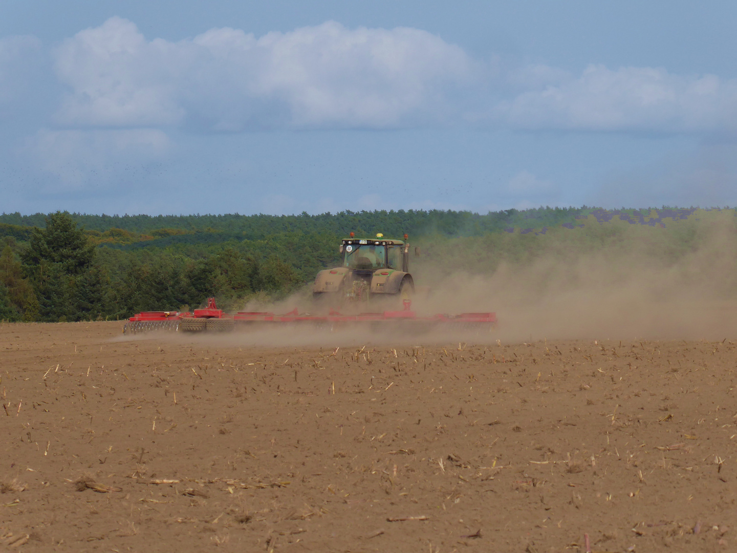 Auf dem Acker Foto & Bild | industrie und technik, traktoren ...