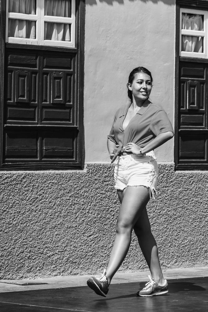 Auf dem Laufsteg Foto & Bild | erwachsene menschen, streetfotografie mit menschen, fotokunst ...