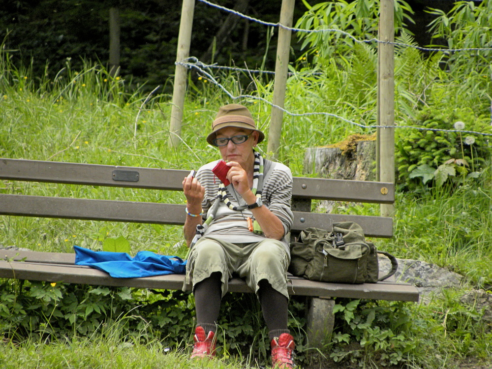 Auf der Alm doa gibt's koa Suend.. Foto & Bild | erwachsene, menschen ...