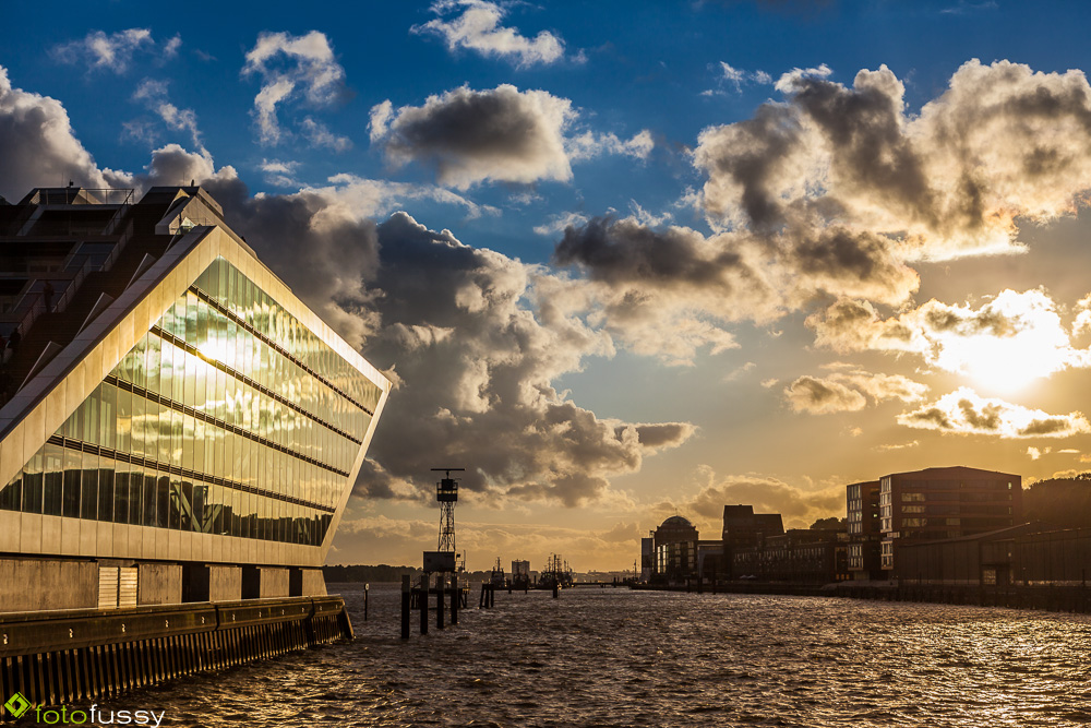 auf der Elbe Foto & Bild | deutschland, europe, hamburg Bilder auf ...