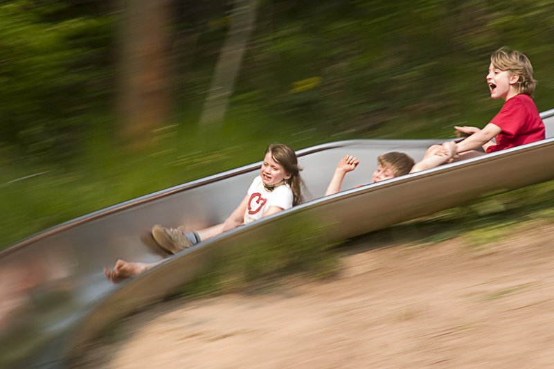 Auf der Rutsche.. Foto & Bild | kinder, menschen Bilder auf fotocommunity