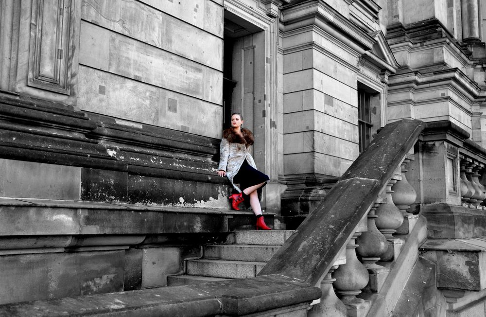 auf der treppe Foto & Bild | fashion, outdoor, frauen Bilder auf fotocommunity